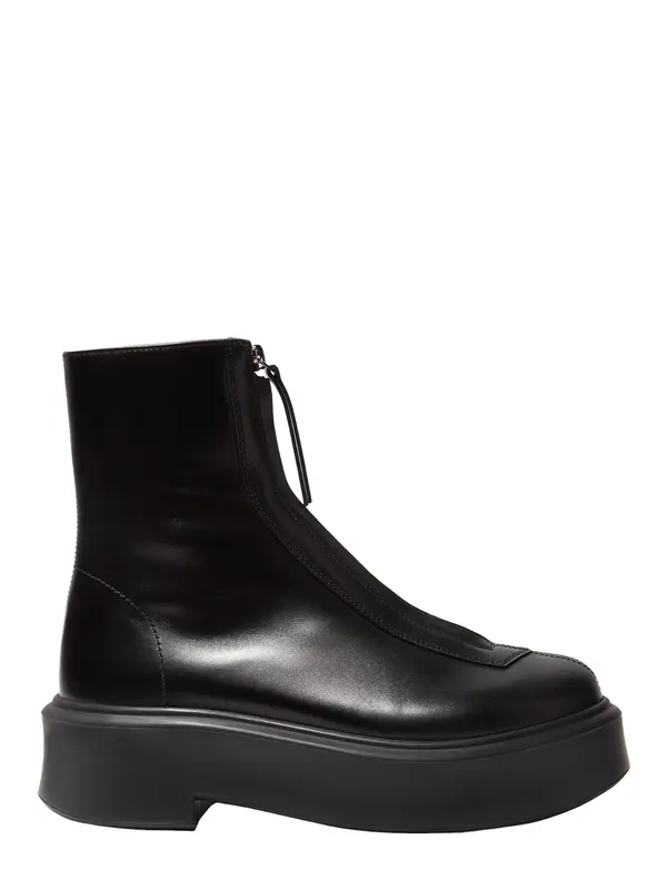 THE ROW Leather Ankle Boots - Black