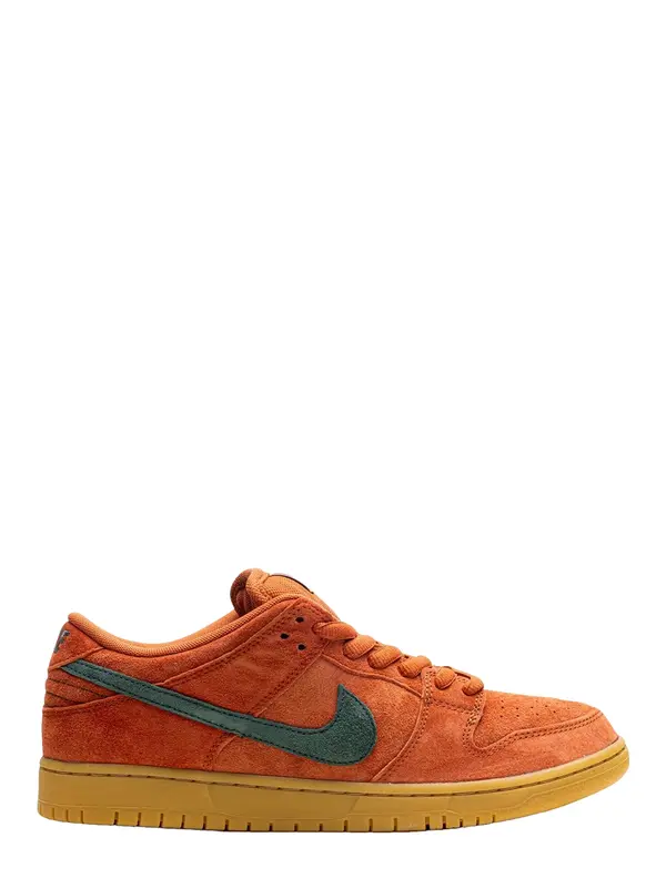 Nike Sb Dunk Low Pro Burnt Sunrise Sneakers - Orange