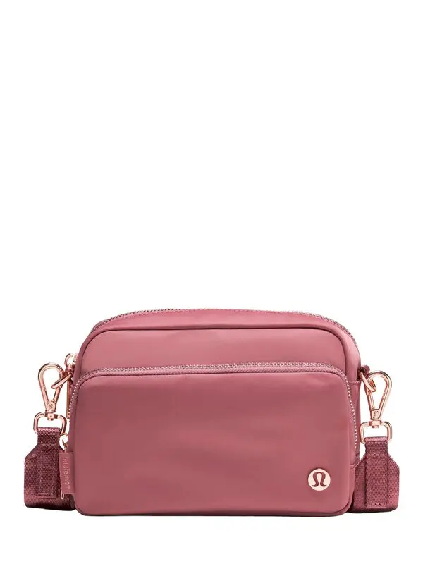 Lululemon Everywhere Crossbody Bag 2l - Dusk/rose Gold