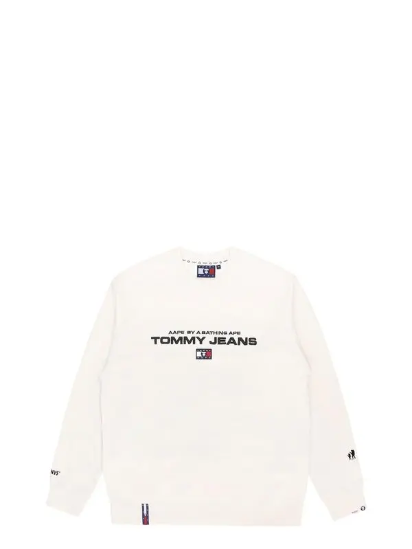 BAPE X Tommy Flag Sweatshirt - White