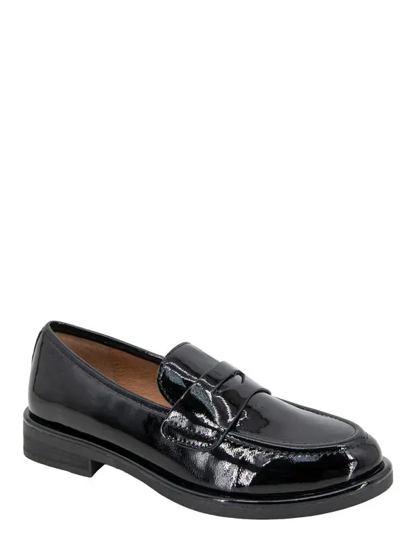 Gentle Souls By Kenneth Cole Cybil Loafer - Black Patent Leather