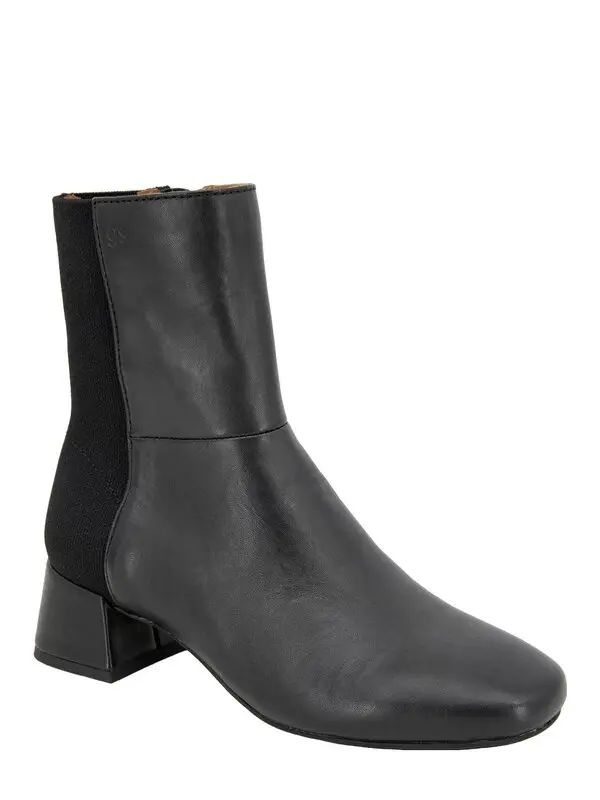 Gentle Souls By Kenneth Cole Eileen Block Heel Bootie - Black Leather