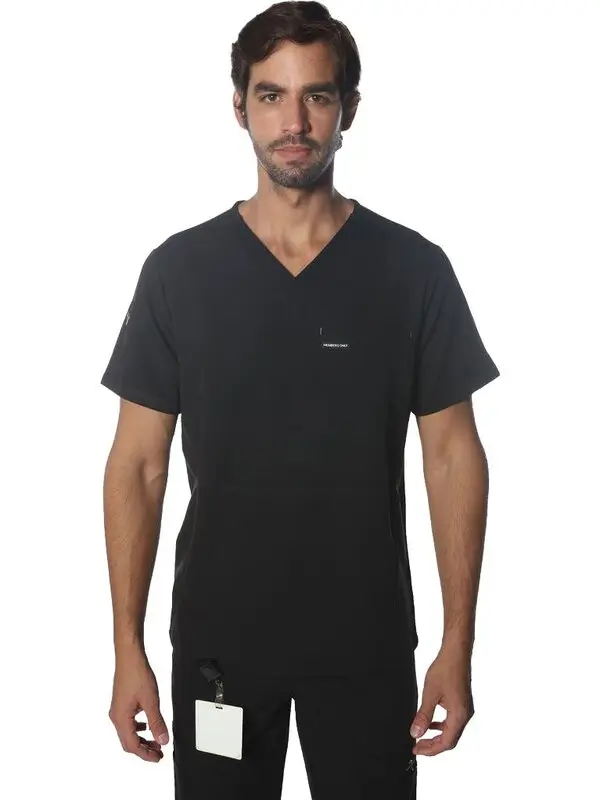 MEMBERS ONLY Manchester 3-pocket Scrub Top - Black
