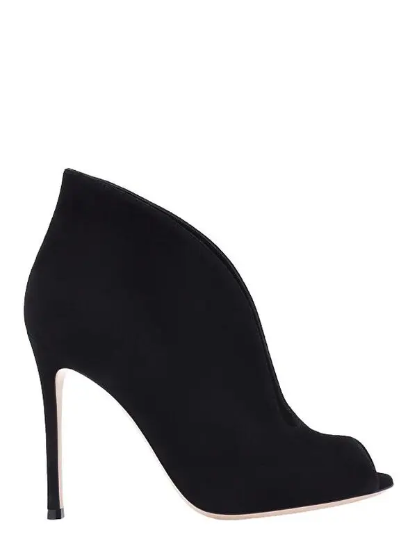 GIANVITO ROSSI Vamp Booties - Black Suede