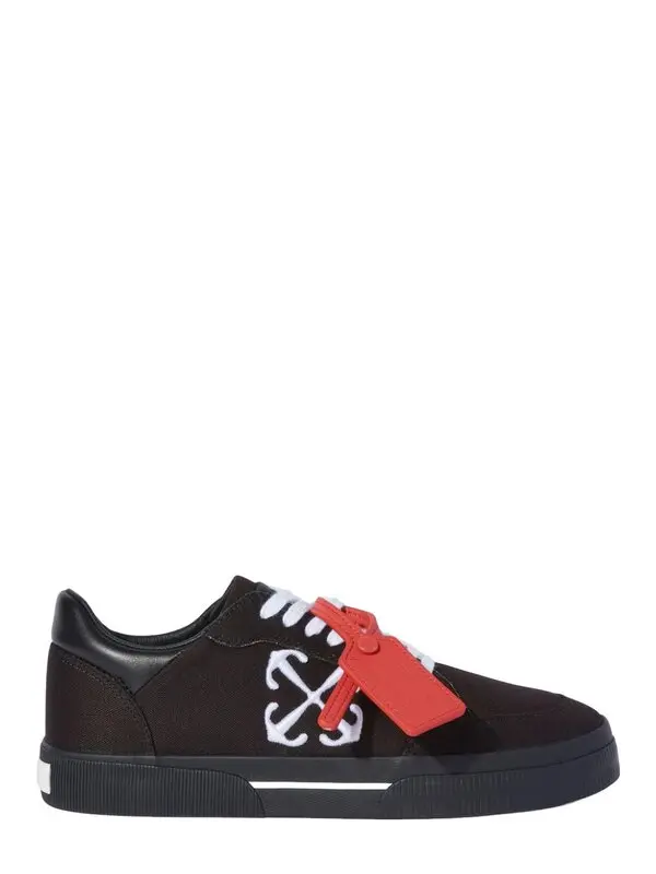 Off-White Vulcanized Canvas Low Top Sneakers - Black