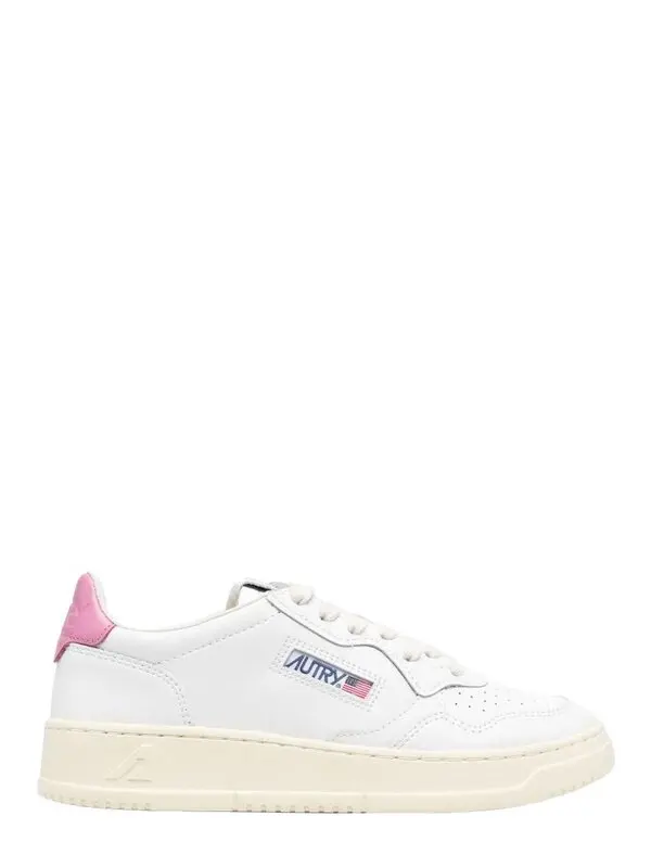 AUTRY Medalist Leather Low Tab Sneakers - White/mauve