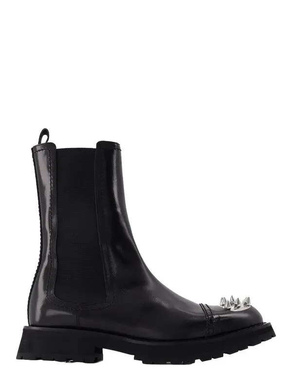 Alexander McQueen Ankle Boots With Studs - Black