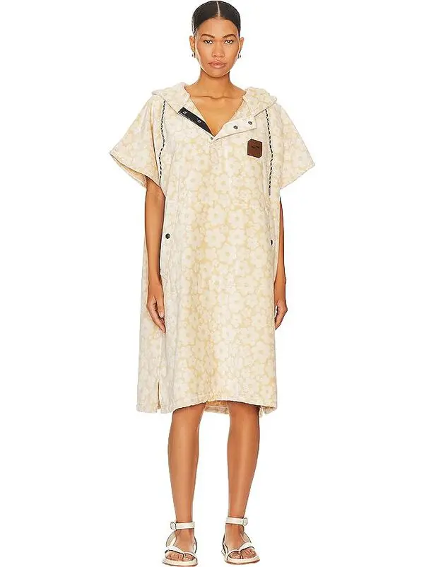 SLOWTIDE Ginny Poncho - Tan