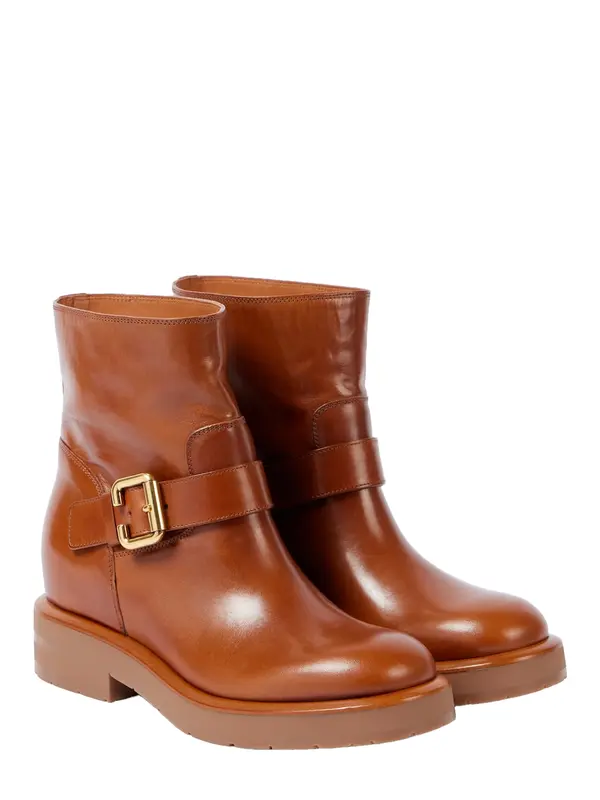 Chloé Coddington Leather Biker Boots - Brown