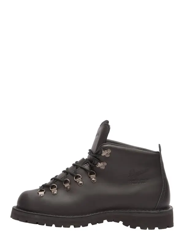 DANNER Mountain Light Boots - Black