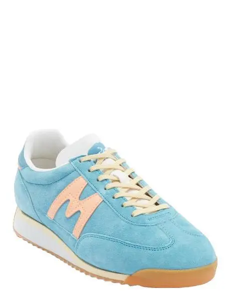 KARHU Gender Inclusive Mestari Sneaker - Delphinium Blue/peach Fuzz