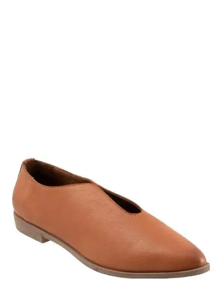 BUENO Berkley Pointed Toe Loafer - Dark Tan