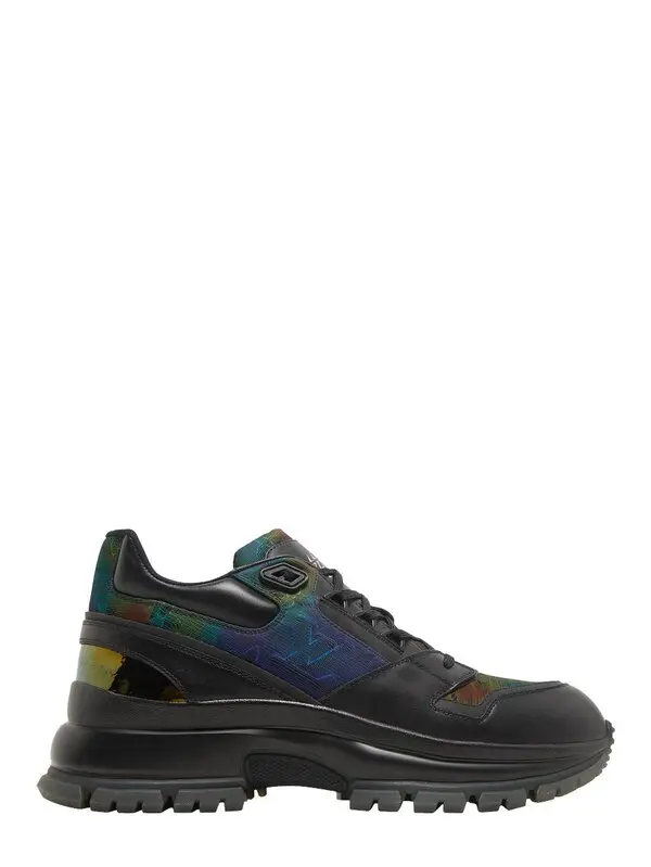 LOUIS VUITTON Trail 2054 Sneaker - Black