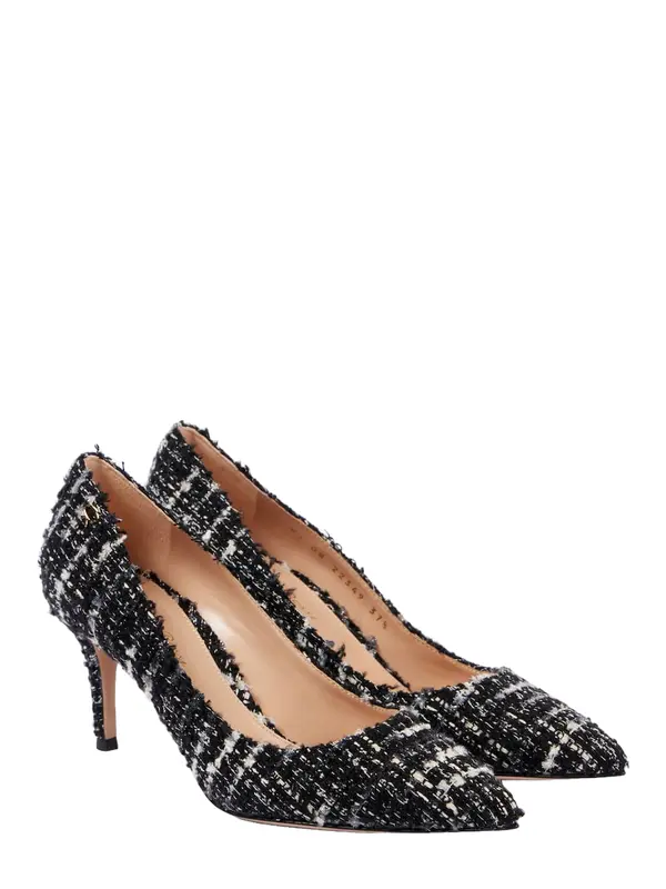 GIANVITO ROSSI 70 Bouclé Pumps - Black