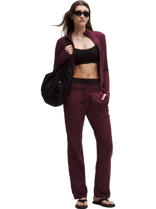 Lululemon Mid-rise Pant - Burgundy Bay