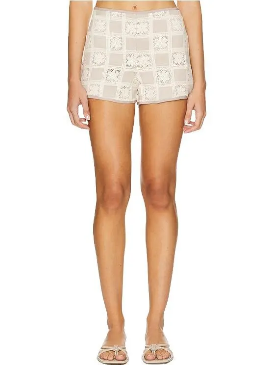 Tularosa Anna Short - Nude