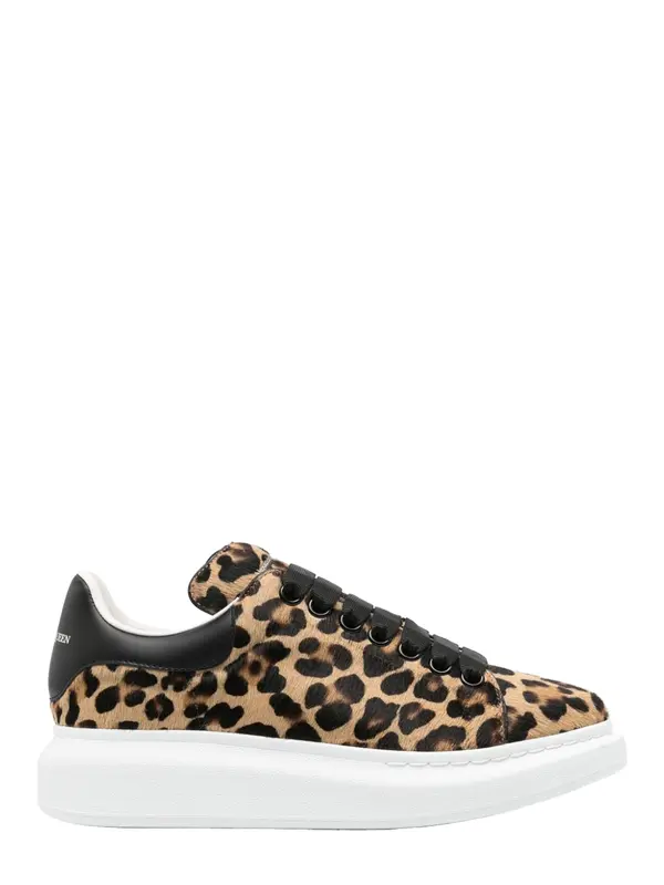 Alexander McQueen Oversized Sneakers - Neutrals
