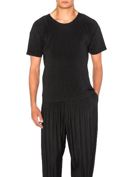 Issey Miyake Short Sleeve Tee - Black