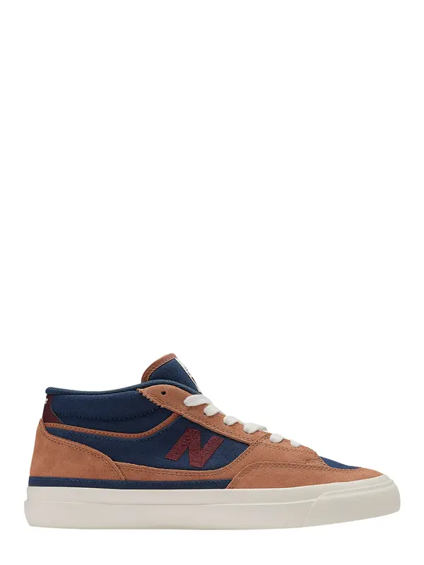 NEW BALANCE Numeric 417 Sneakers - Brown