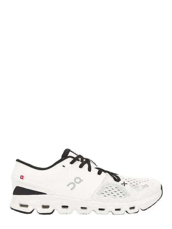 On X 4 Sneaker - Ivory & Black