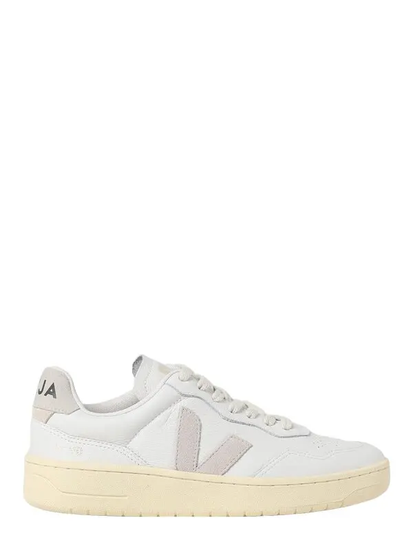 VEJA Sneakers - White