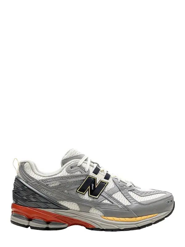NEW BALANCE X The Whitaker Group 1906u Sneakers - Grey