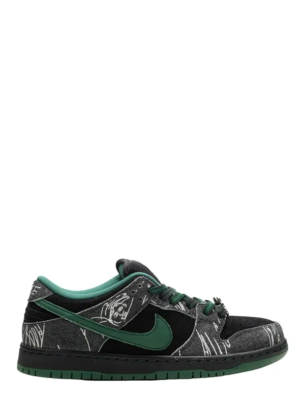 Nike Sb Dunk Low There Skateboards Sneakers - Green