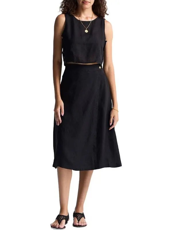 REISTOR Boxy Cropped Top With Eyelet Detail - Black