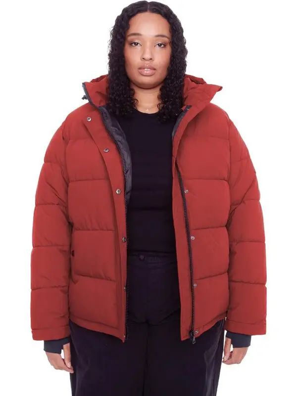 ALPINE NORTH Forillon Vegan Down Short Quilted Puffer Jacket - Deep Red