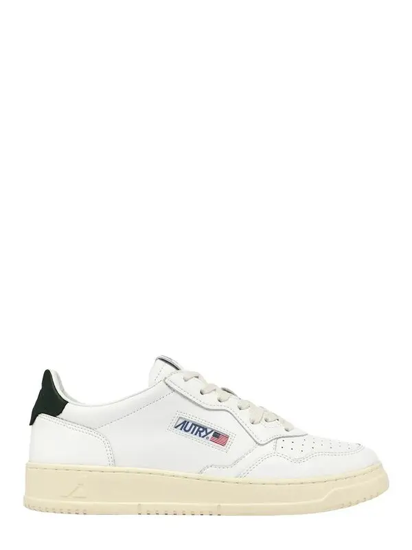 AUTRY Medalist Low Top Sneakers - White/mountain