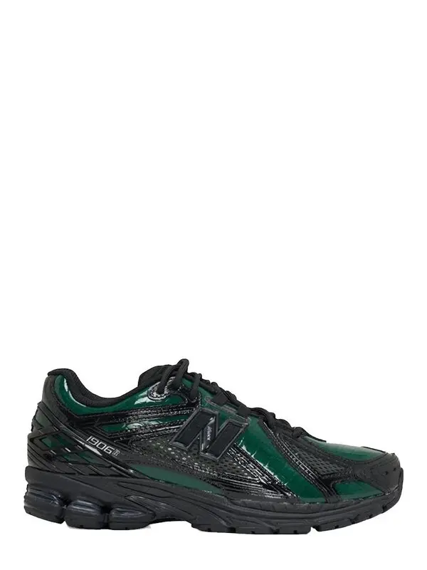 NEW BALANCE 1906r Sneakers - Green/black