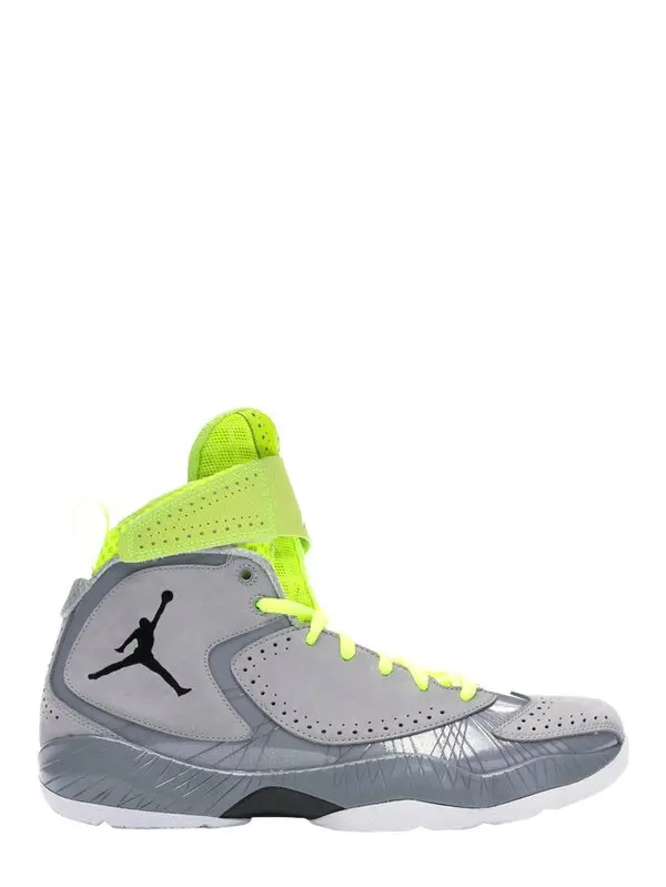 JORDAN 2012 Deluxe "wolf - Grey