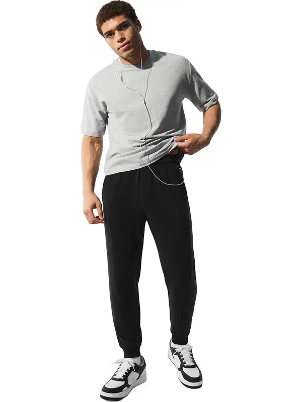 Alo Yoga Micro Waffle Knit Jogger Pants - Black