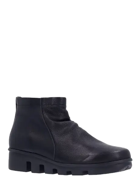 L'AMOUR DES PIEDS Hadirat Platform Wedge Bootie - Black