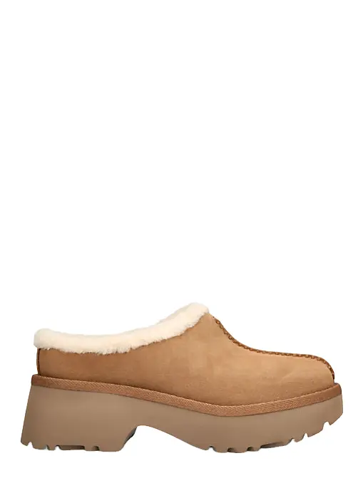 UGG Suede And Shearling Clogs - Tan