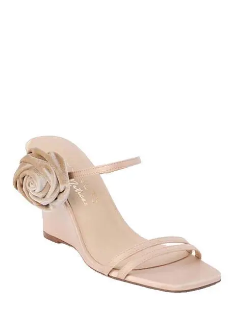 Matisse Rosa Wedge Sandal - Beige