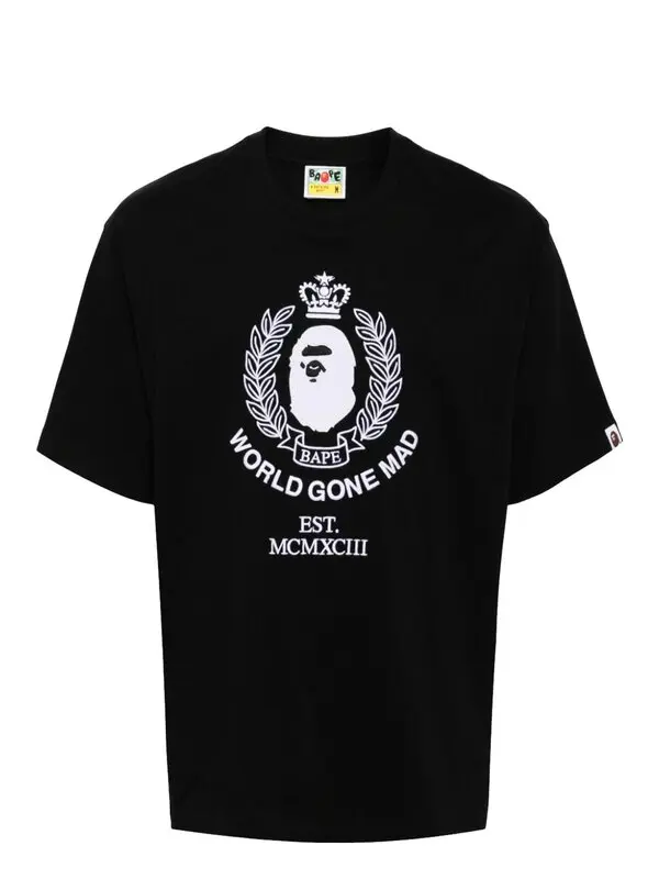 A BATHING APE Embroidered Logo T-shirt - Black