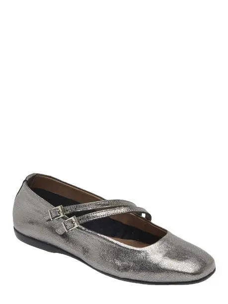 WONDERS Asymmetric Strap Flat - Lead Metallic