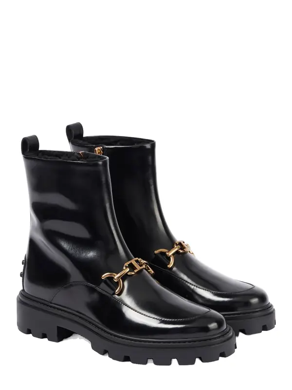 TOD'S Patent Leather Chelsea Boots - Black