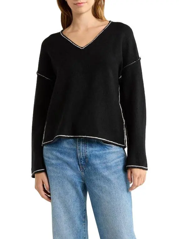 Vince Camuto Contrast Detail V-neck Sweater - Rich Black