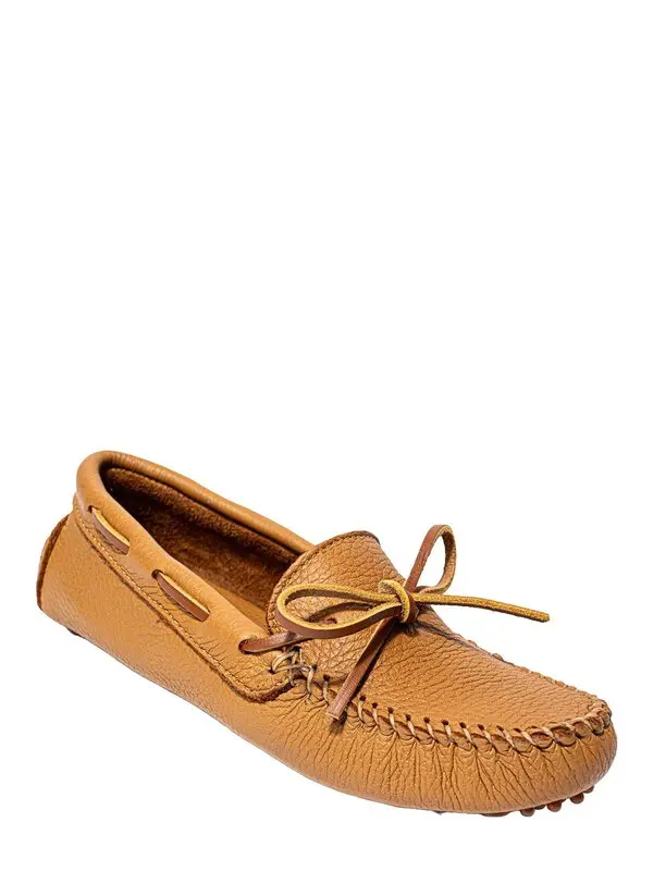 Minnetonka Classic Driving Shoe - Natural