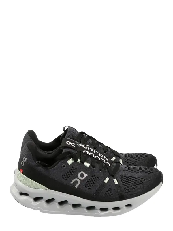 On Cloud Surfer Trainers - Black