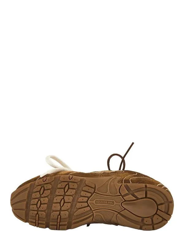 Miu Miu X New Balance Vintage Effect Calfskin Leather Sneakers - Cannella