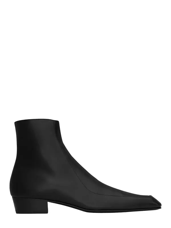 Saint Laurent Leather Hitch Ankle Boots - Black