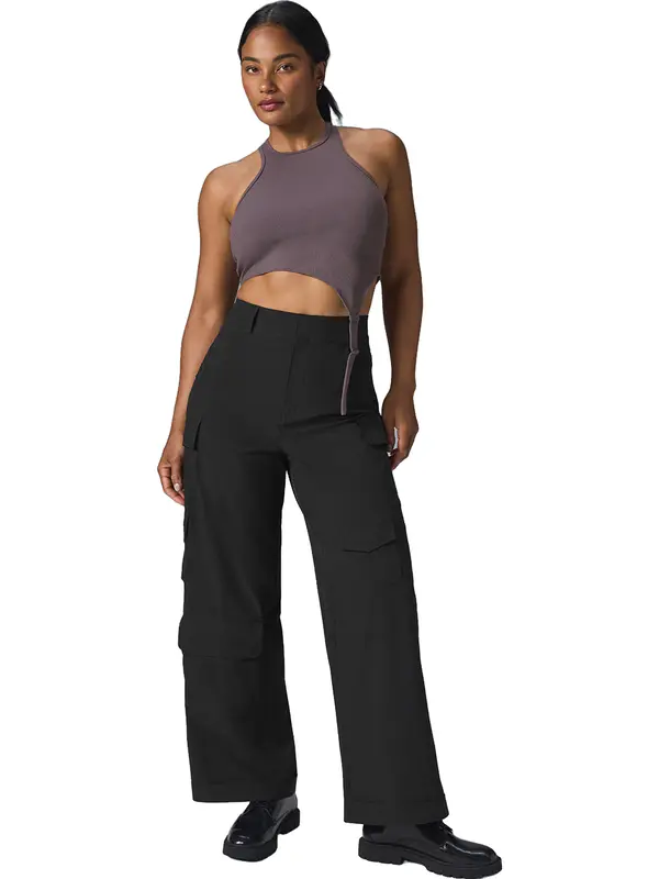 Alo Yoga Workwear Cargo Pants - Black