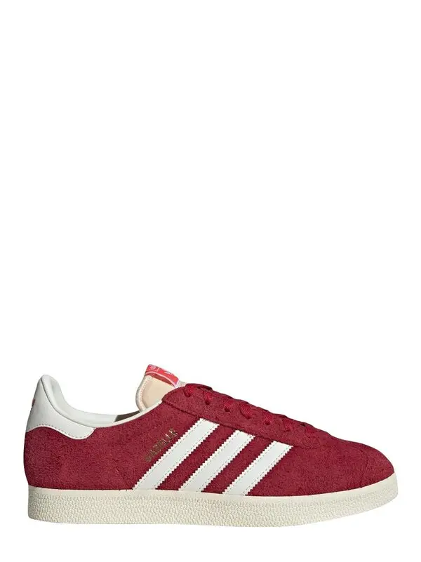 Adidas Gazelle Sneakers - Team Victory Red/off White/cream White