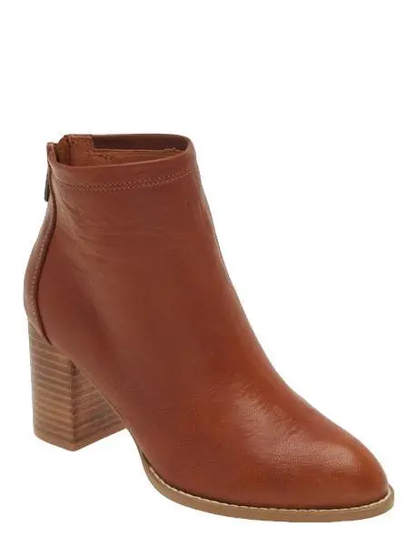 CHOCOLAT BLU Alanna Bootie - Brown Leather