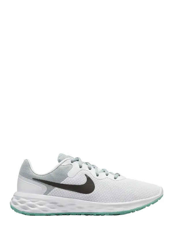 Nike Revolution Next Nature Sneakers - White