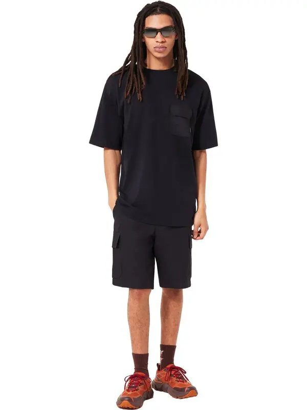 Oakley Roam Commuter Pocket Tee - Black