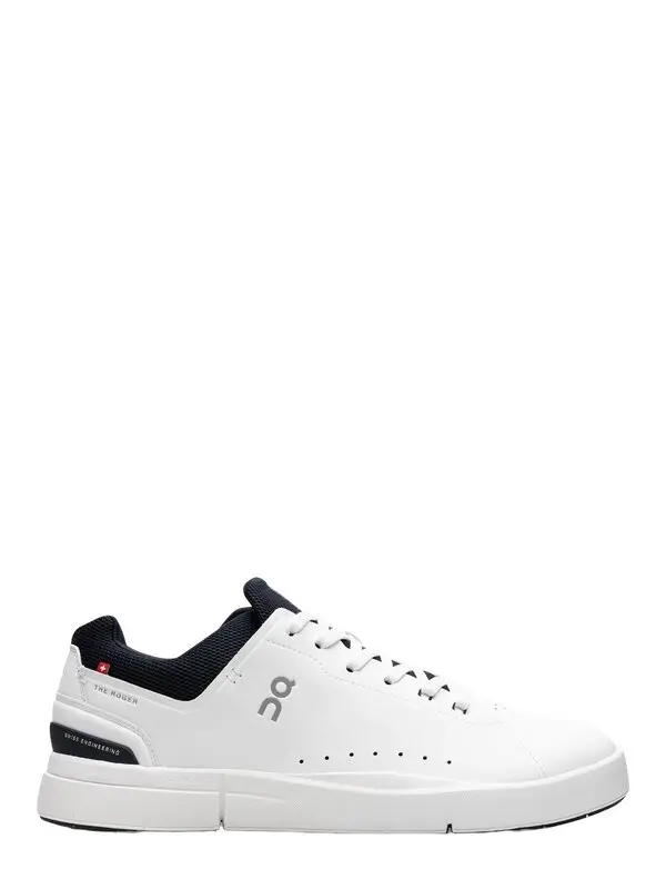 On The Roger Advantage Sneakers - White